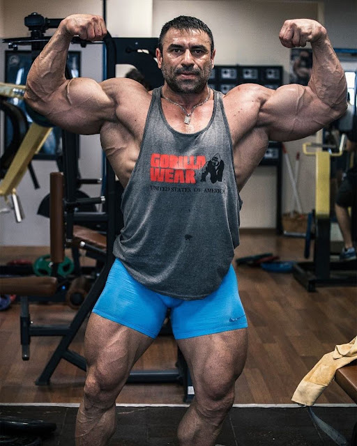 Muscle Lover: Turkish Super-Heavyweight bodybuilder Bilgehan Koç (2)