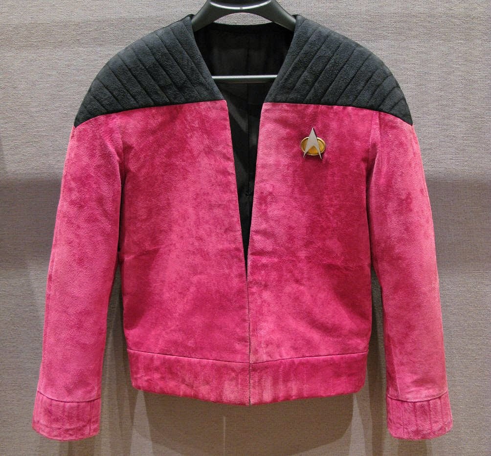 Star Trek Prop, Costume & Auction Authority: Special Photo Study ...