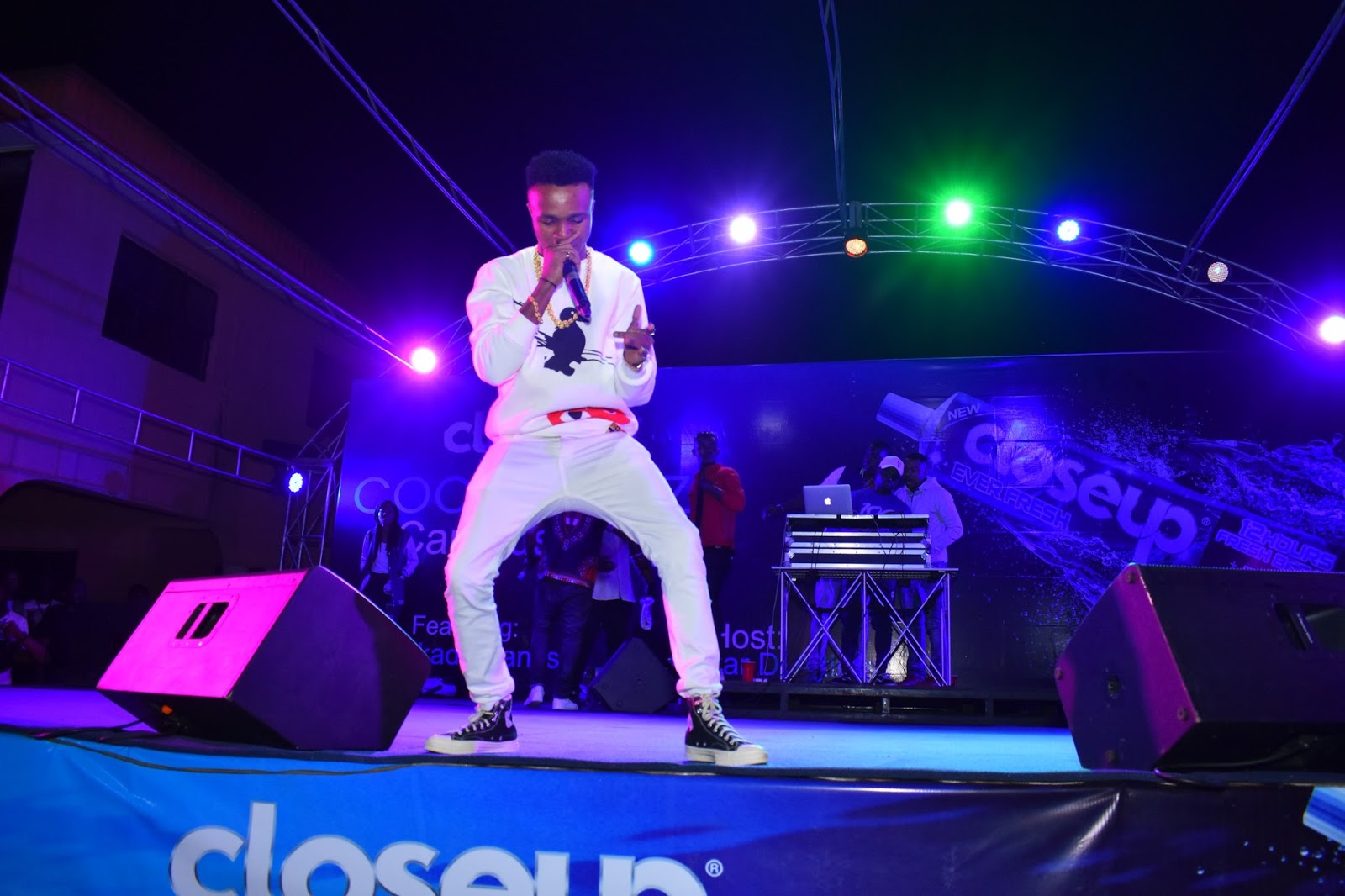 Reekado Banks, L.A.X, Humble Smith light up Benin at the Closeup Cool ...
