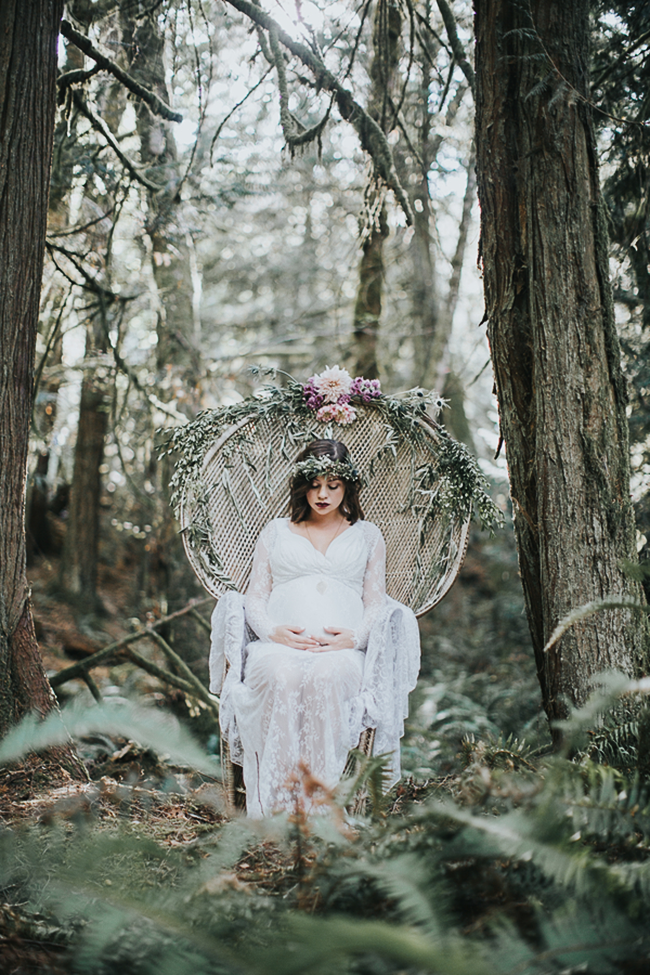 Bubby and Bean ::: Living Creatively: A Magical, Ethereal Maternity Shoot