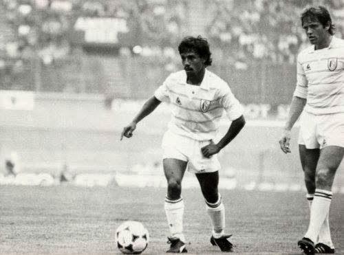 Le Standard de Liège d'hier à aujourd'hui: Simon TAHAMATA