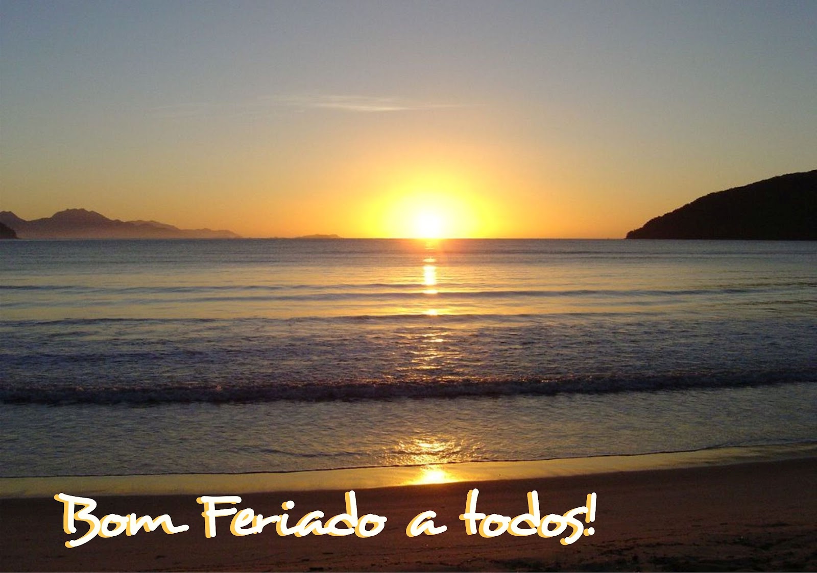 Bom feriado #mensagensfelizes | ZOEIRA DISCRETA