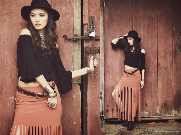 Contoh Pose Foto Model Yang Bagus ~ BFUP