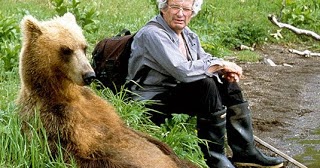 The Edge of Eden: Living with the Grizzlies by Jeff & Sue Turner ...