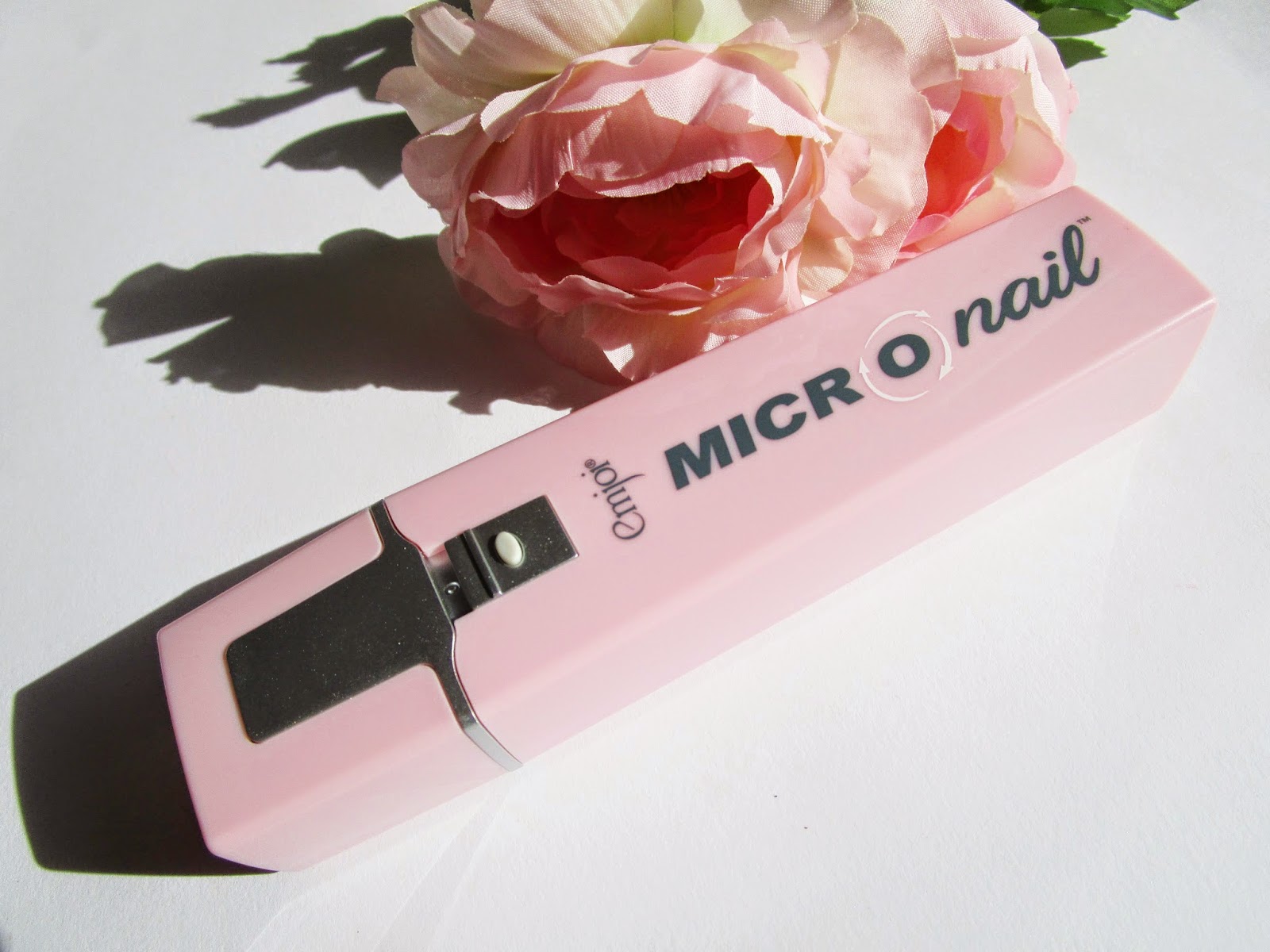 El Espejo de la BELLEZA: Acierta con MICRO Nail en el Día de la Madre...