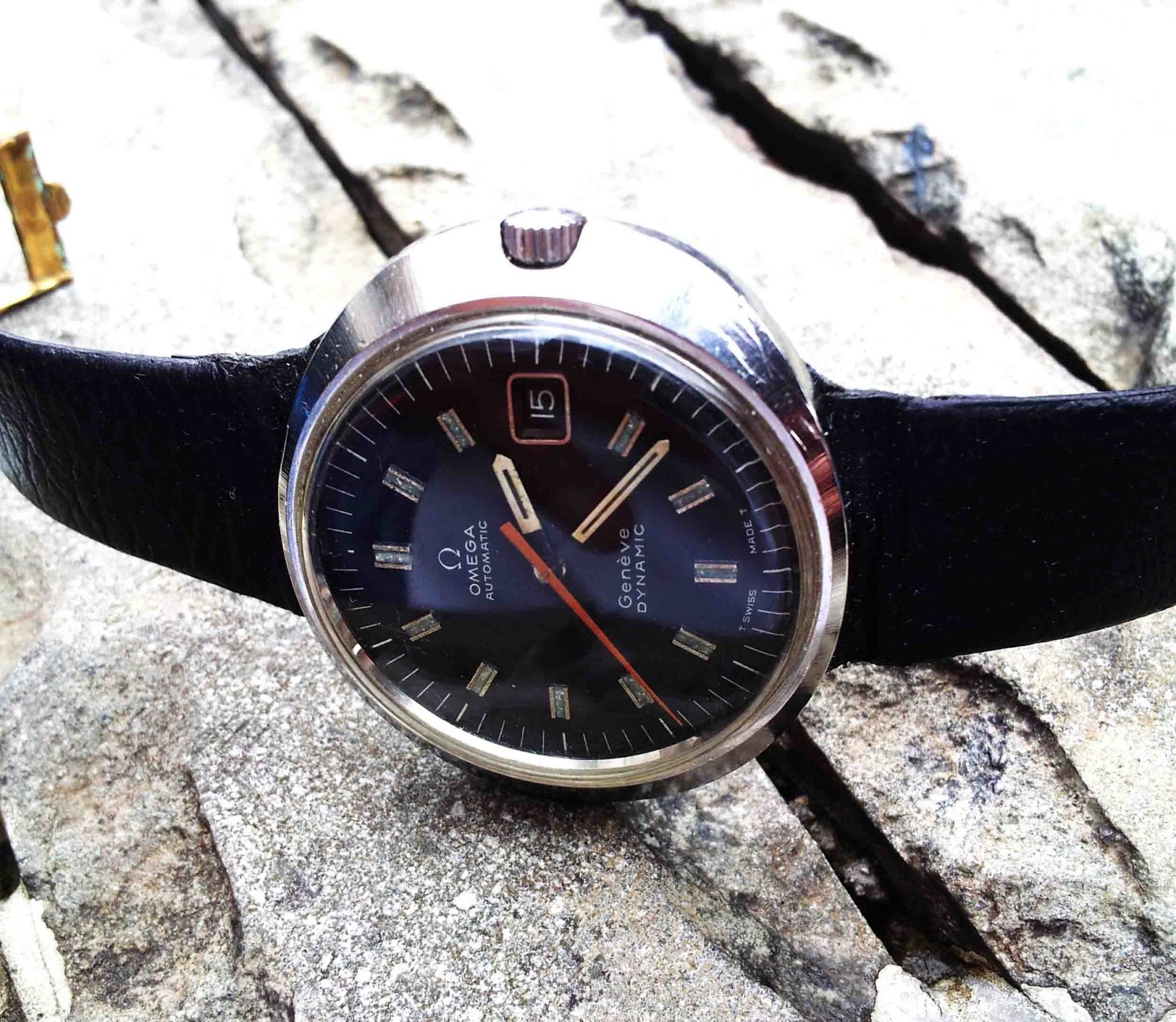 jam dan waktu: Omega Geneve Dynamic "Black" Dial Cal 565