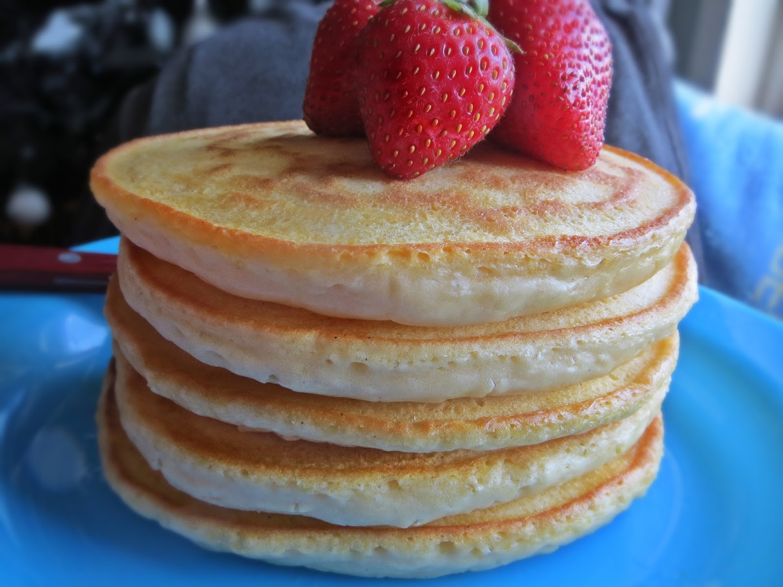 meals without squeals: Light Fluffy Vegan Pikelets "Pancakes"