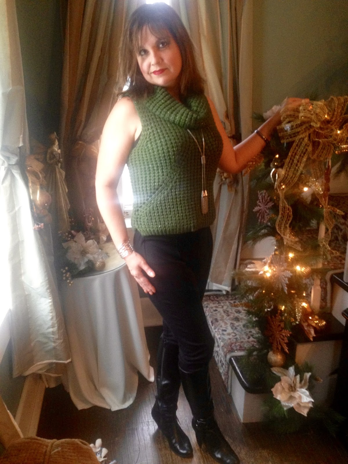 Amy's Creative Pursuits: How to Wear a Sleeveless Sweaters