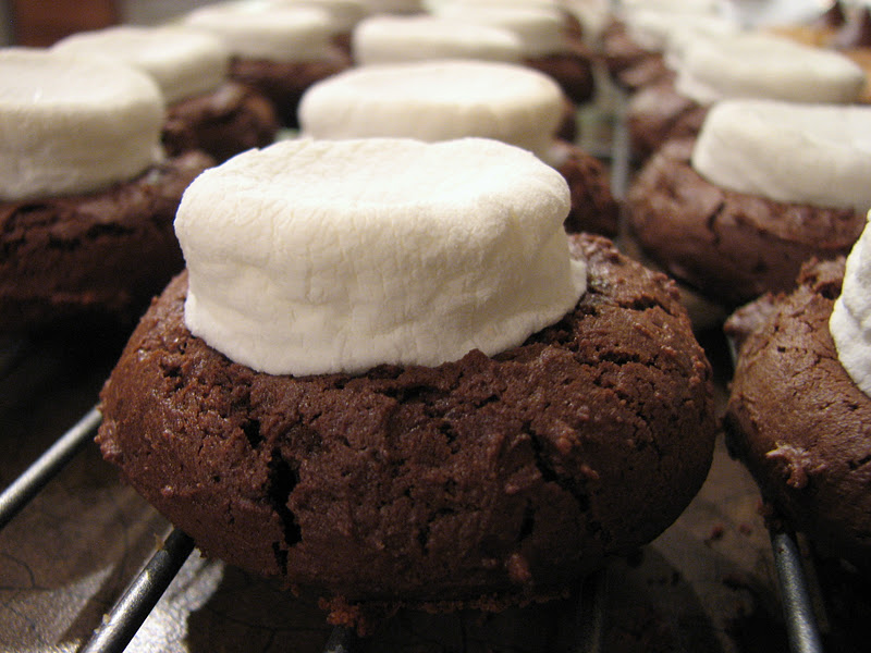 Ashleigh's Kitchen: Surprise Cookies