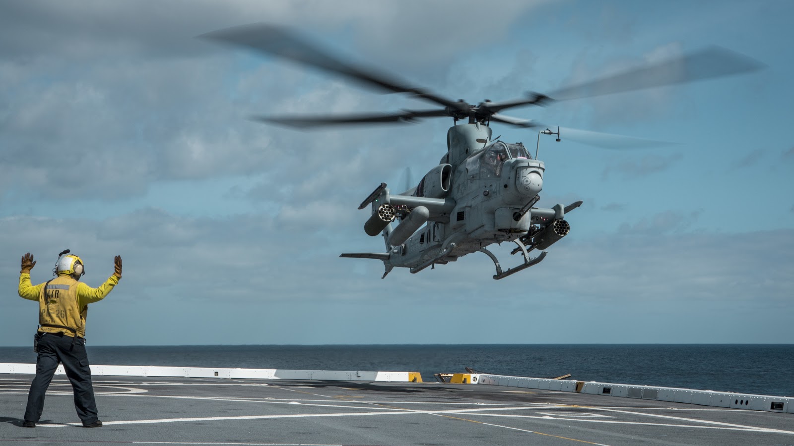 SNAFU!: 11th MEU Aviation Combat Element onload.....pics by Lance Cpl ...