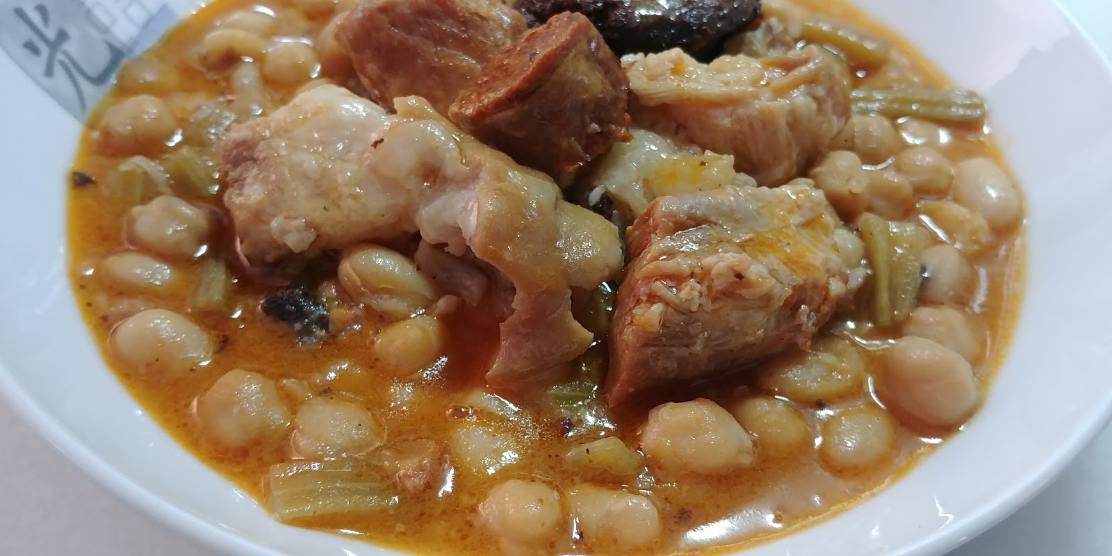 MI COCINERA FAVORITA : BERZA GITANA