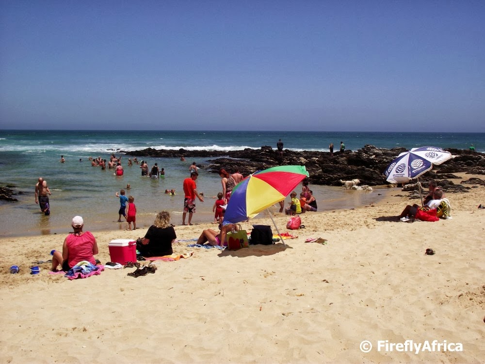 Port Elizabeth Daily Photo: Enjoying Kini Bay