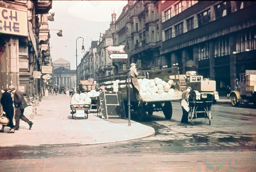 Amazing Color Photos of Berlin in 1937 ~ Vintage Everyday