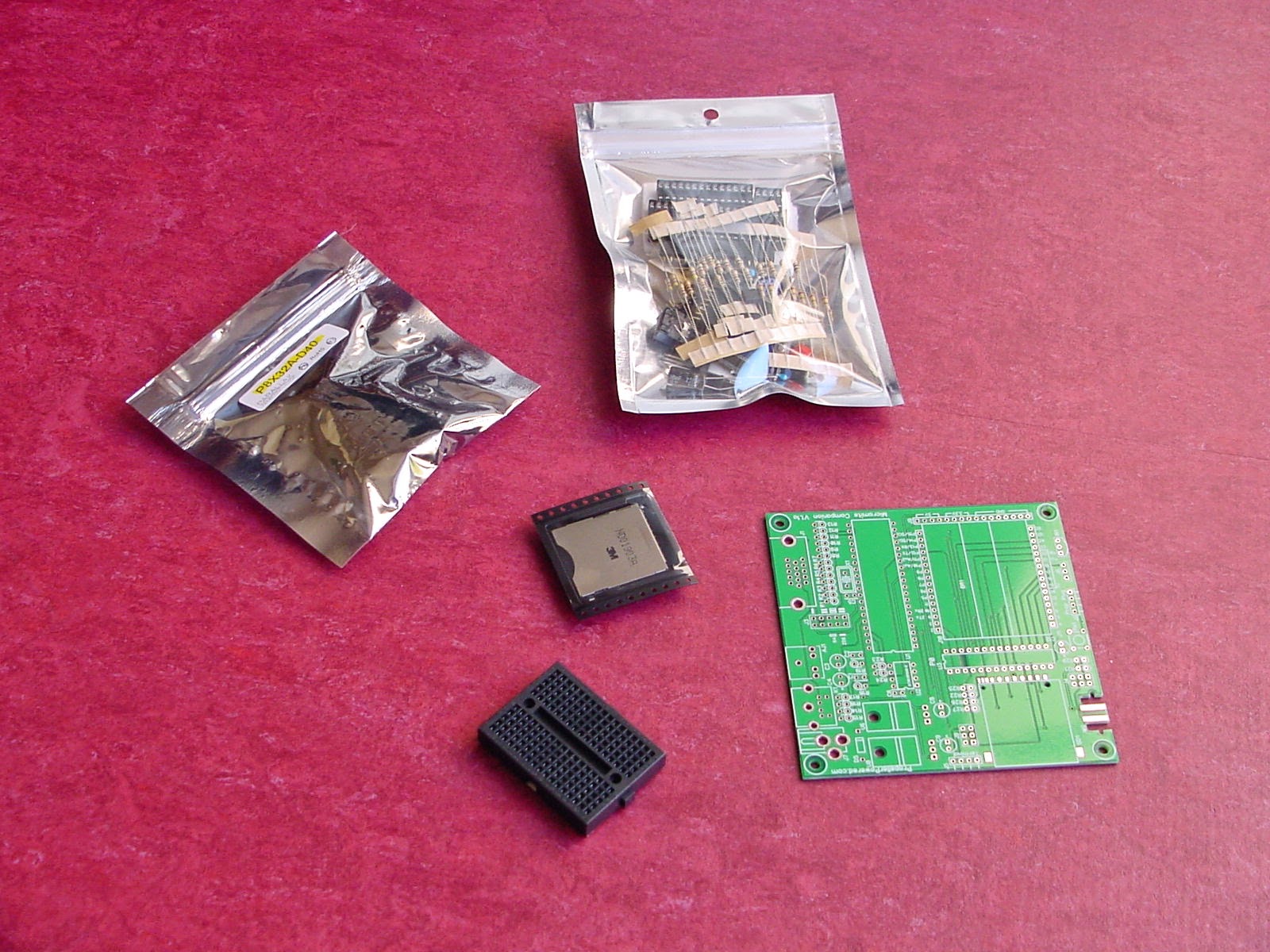 Synthelectro: Micromite Companion : construction du système.