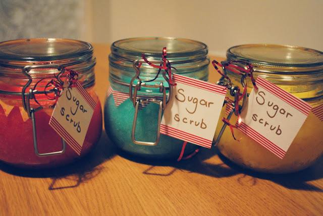 Ever So Juliet | Edinburgh lifestyle blog: How to: make a sugar scrub