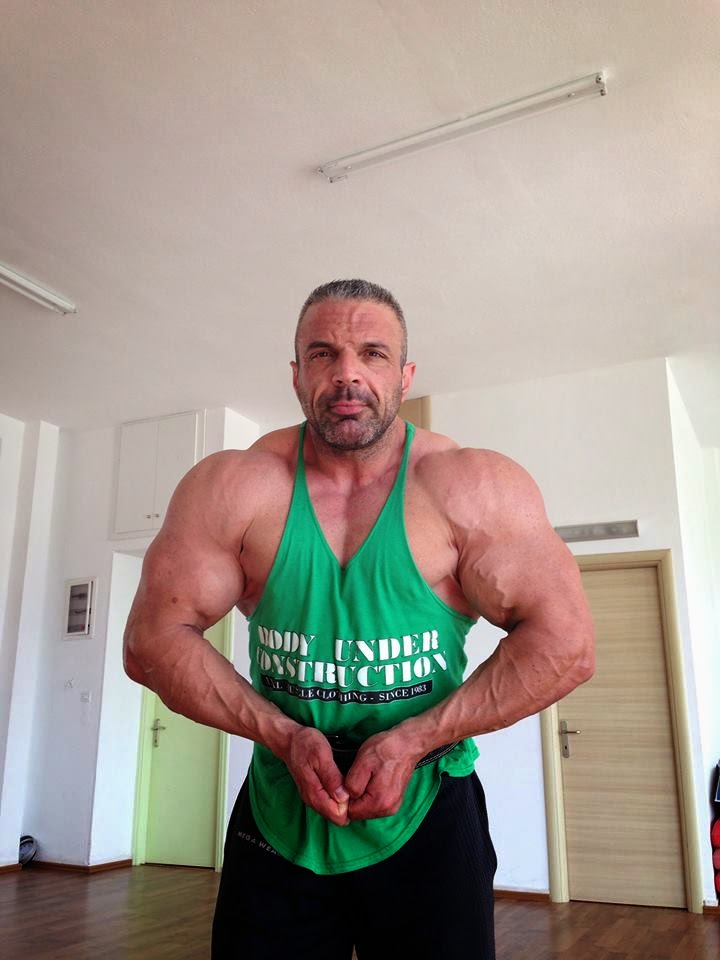 Muscle Lover: Greek muscle daddy Angelos Kakanis