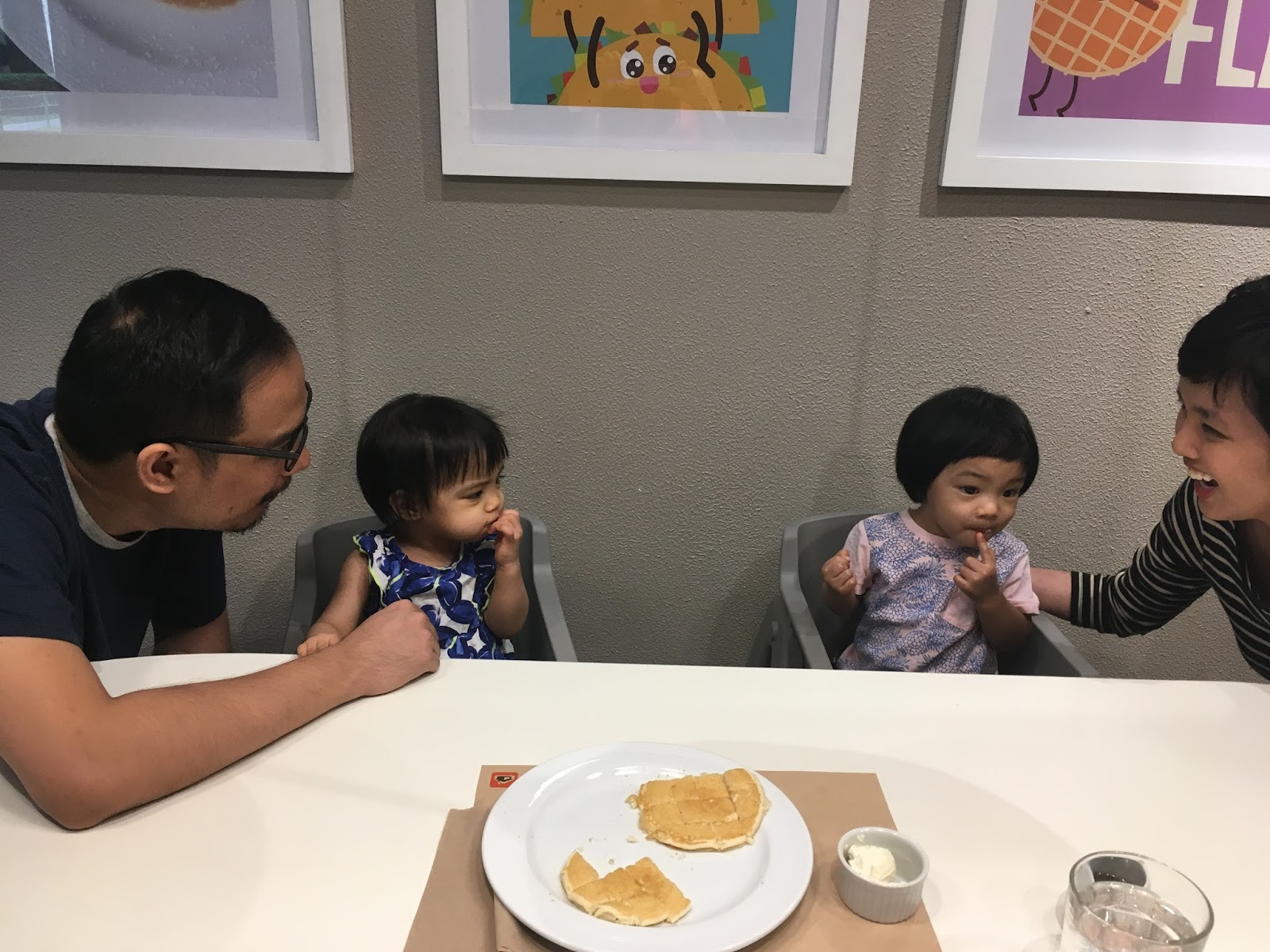 7 Tips for Eating Out With Toddlers - Starter Mama