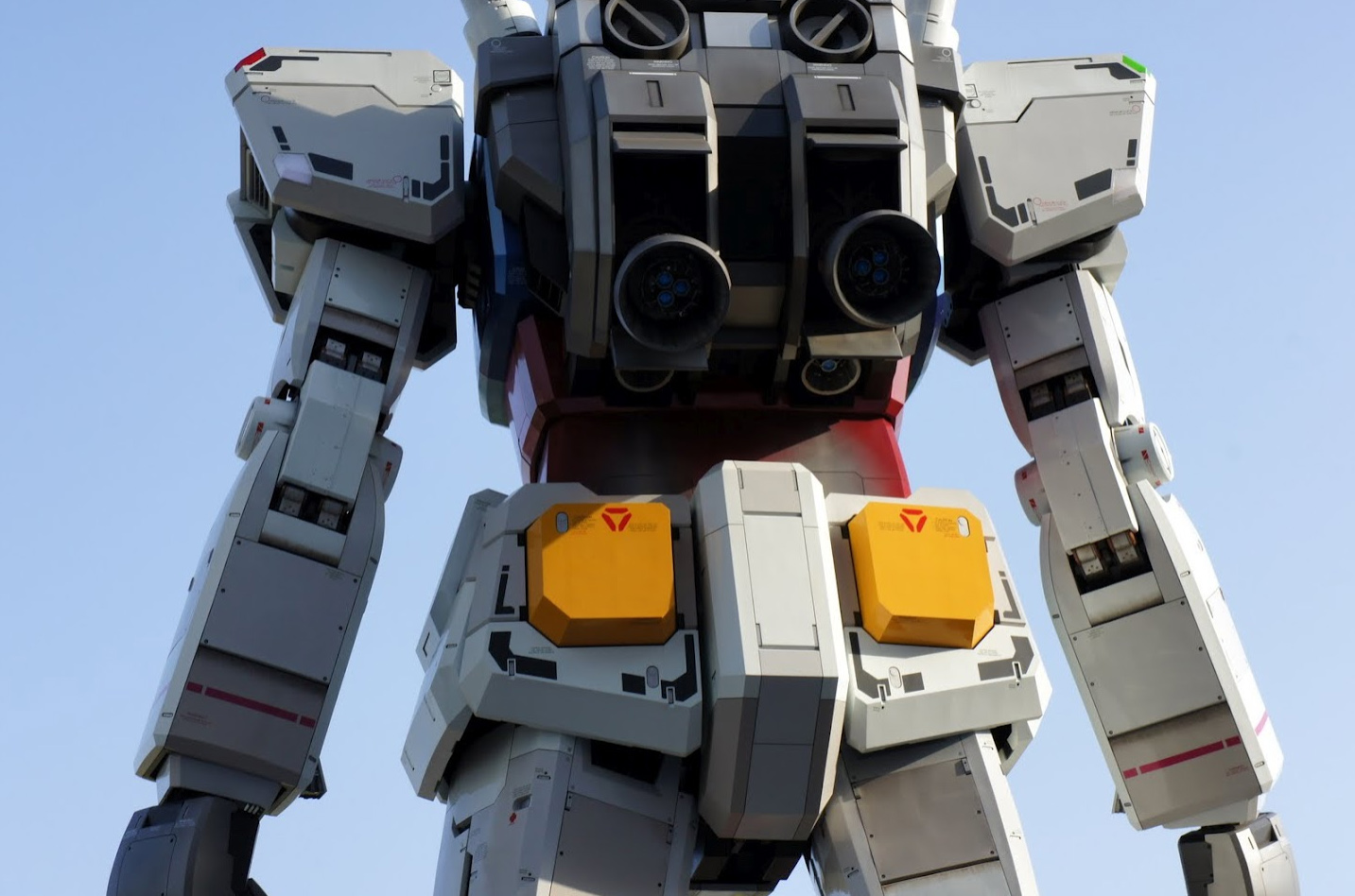 Gundam Front Tokyo (Odaiba, Japan) - 1/1 Gundam Statue ~ Hobby Ow Yeah!