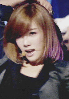 Taeyeon - Short Hair GIFs | Beautiful Korean Artists