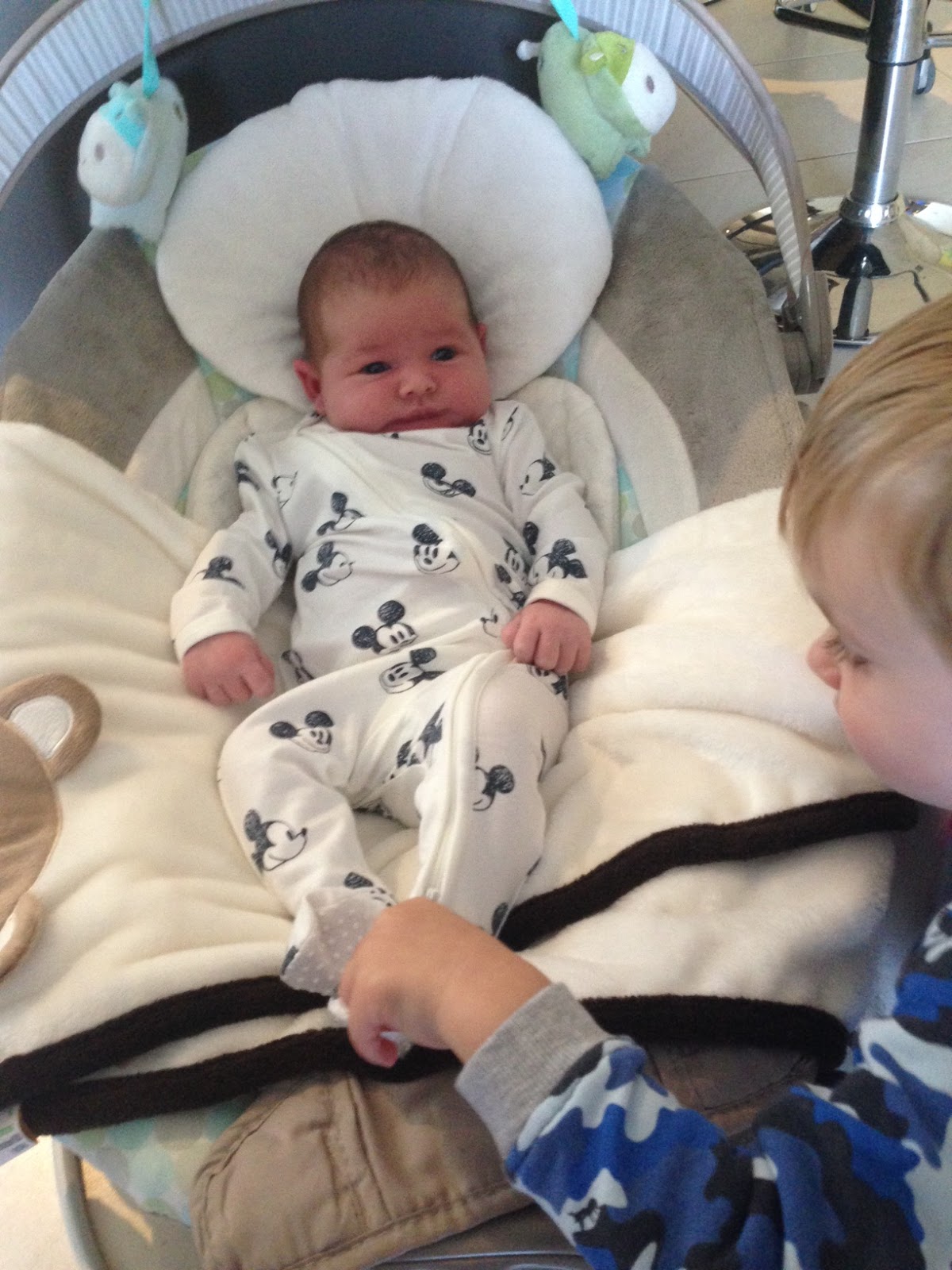 Jessie Holton - Aussie SU Demo : Welcome to the world, baby Ryan!