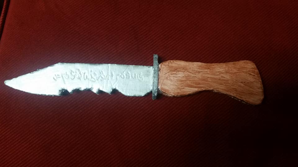 DIY Supernatural Demon Knife (Ruby's Knife) | Take a Sip of This