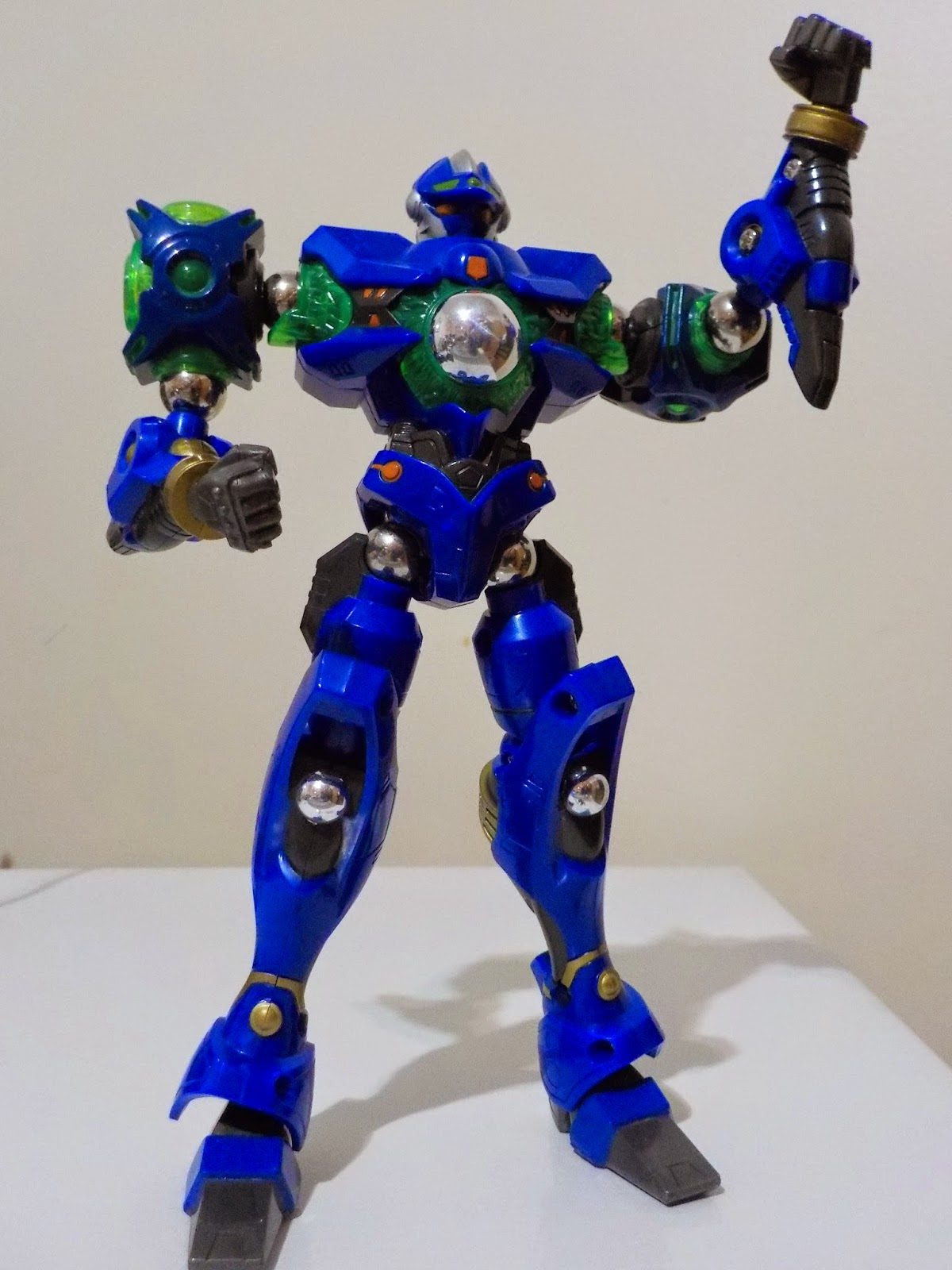 Osh's Space Odyssey: Adventures in Sci-Fi Geekery: Microman Magne Power ...