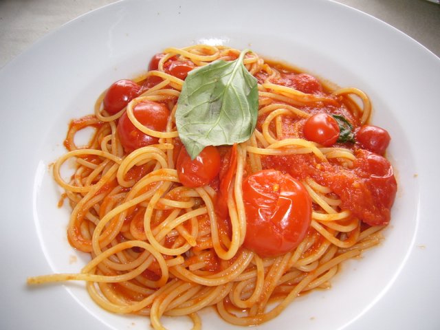 Spaghetti, nice to eat indeed