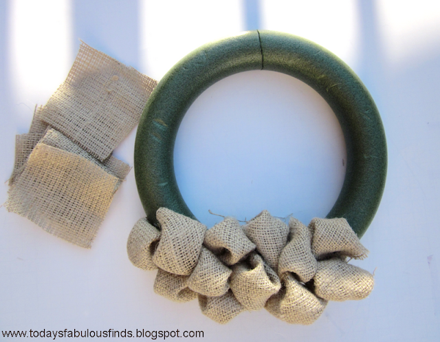 Crafting on a Budget: DIY: Burlap Bubble Wreath Tutorial