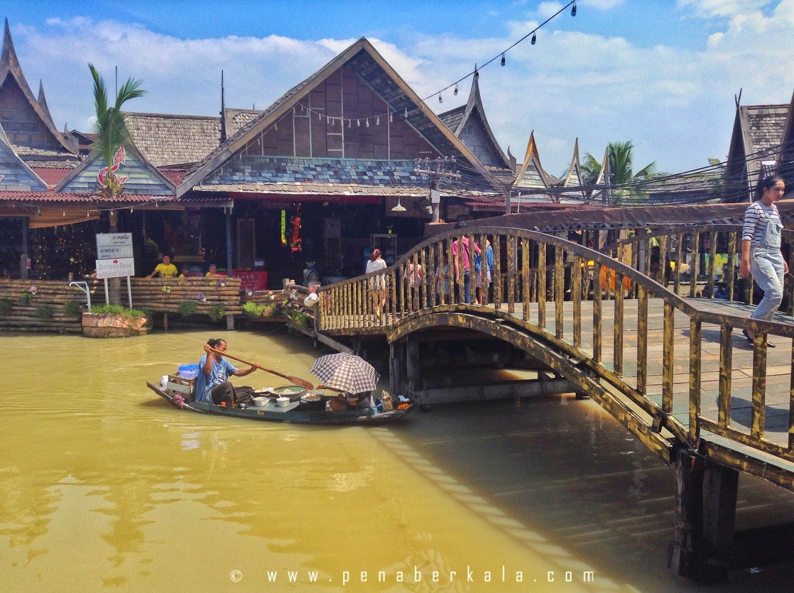PATTAYA FLOATING MARKET