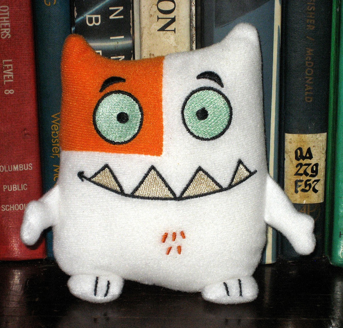 Percy's Fast Food Toy Stories : Gordon Flush Catscratch 2007 - McD