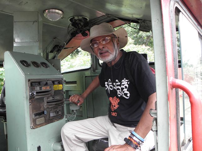 Railway Journeys and other railway articles: General Motors EMD ...