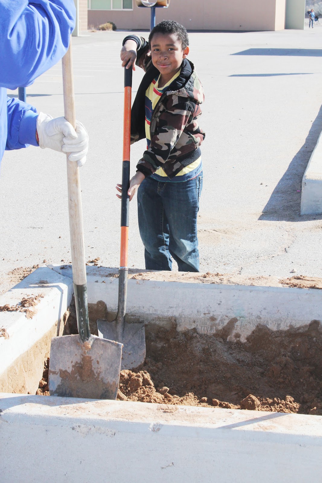 Manzano Mesa Elementary School Gardens: Digging out the garden boxes