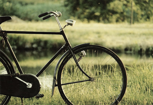 8 HD WALLPAPER SEPEDA ONTHEL KEREN