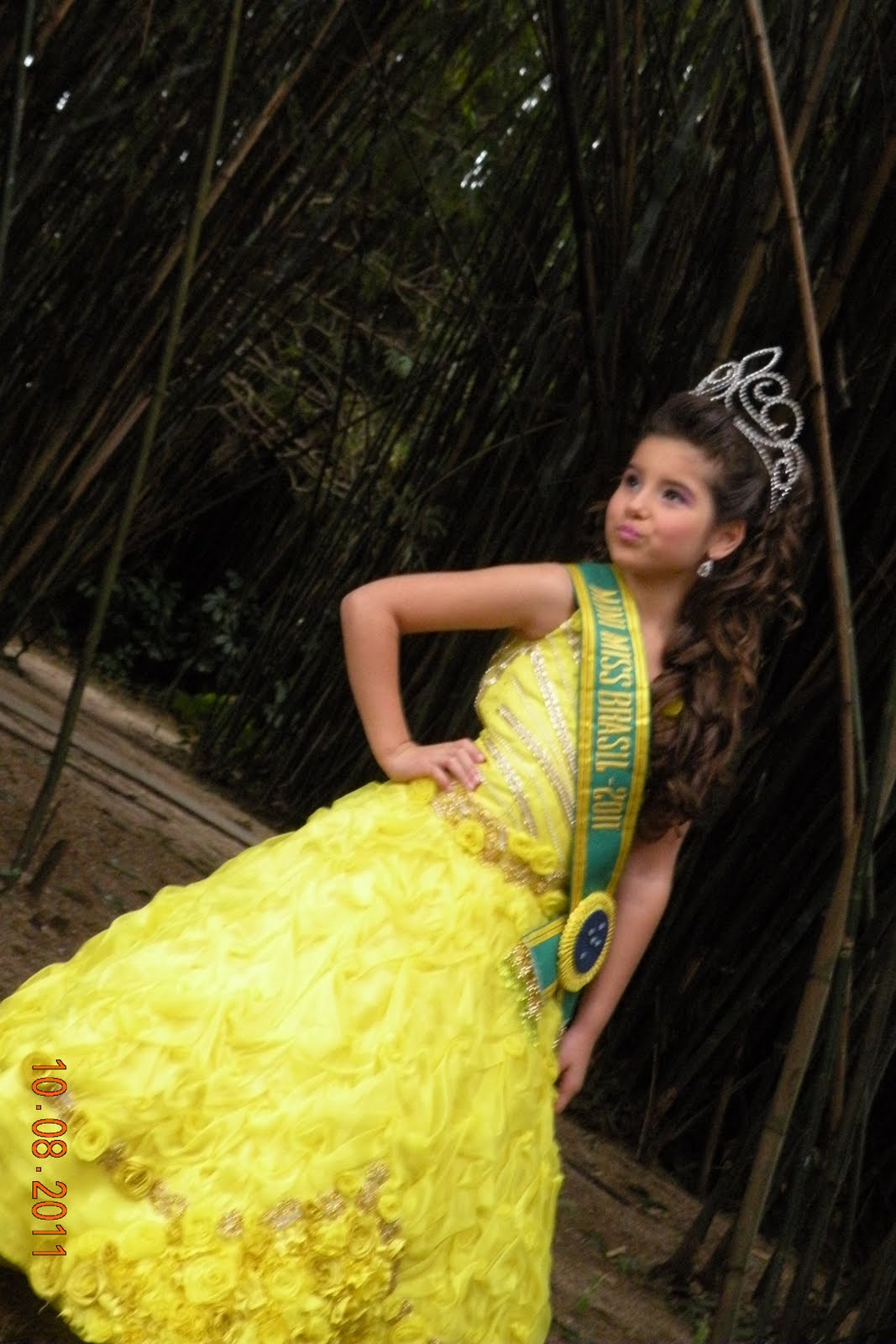 Juliê Rodrigues: JULIÊ RODRIGUES MINI MISS BRASIL
