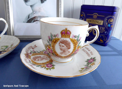 Antiques And Teacups: April 2017