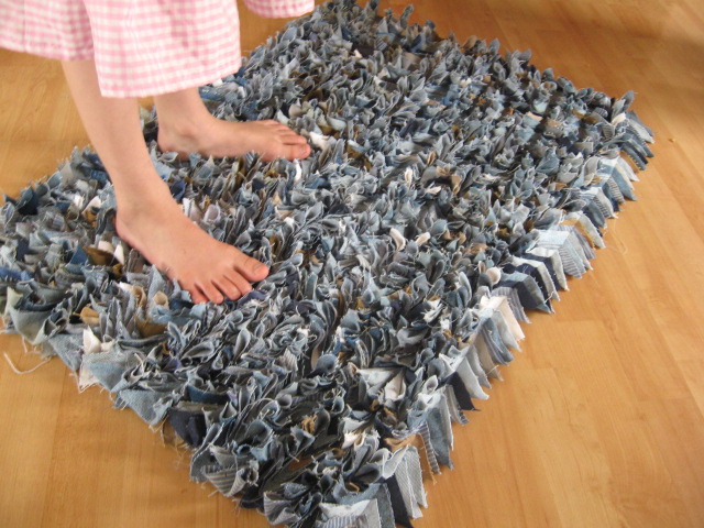 Upcycled Jean Hems Rug | Progress Made | It's Getting Bigger | thee ...