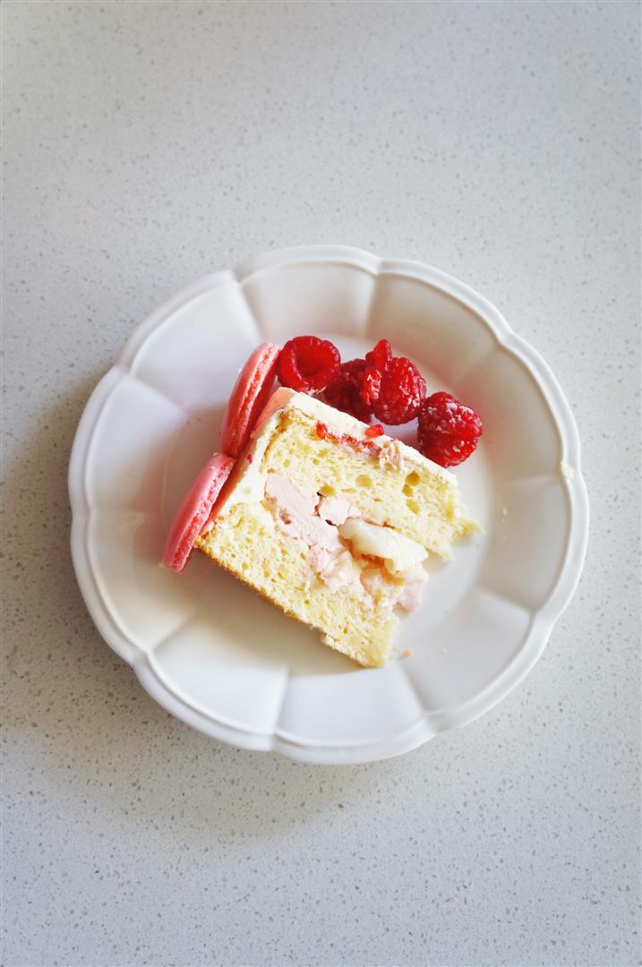 Raspberry, Lychee and Vanilla Cake | Cakelets & Doilies