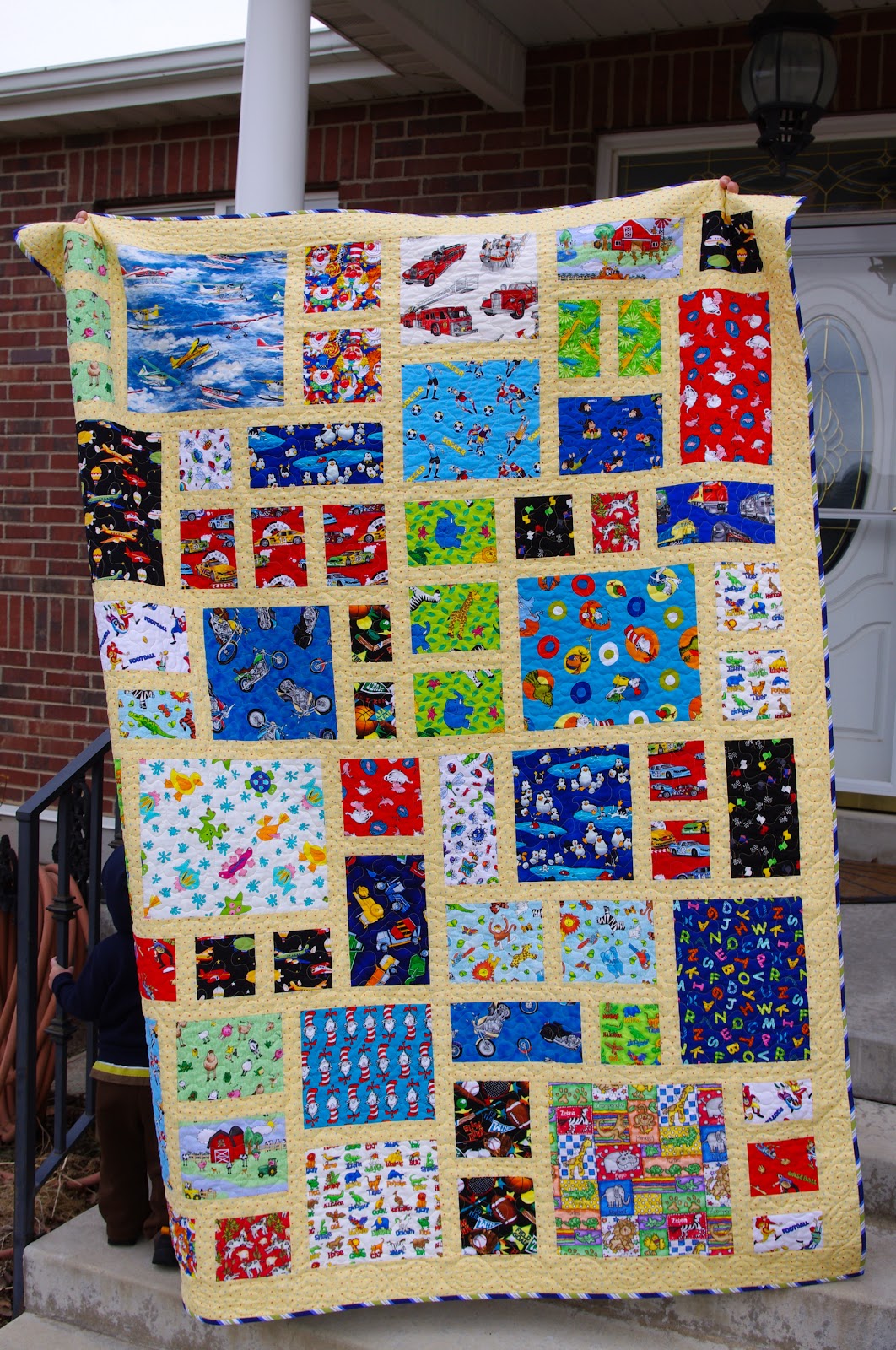 The Charming Tyrants: Eye Spy Quilt