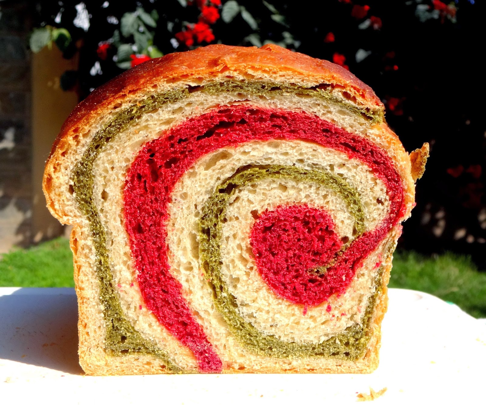 Whole Wheat Beet And Spinach Swirl Bread | Holi Bread (Vegan) | Ambrosia
