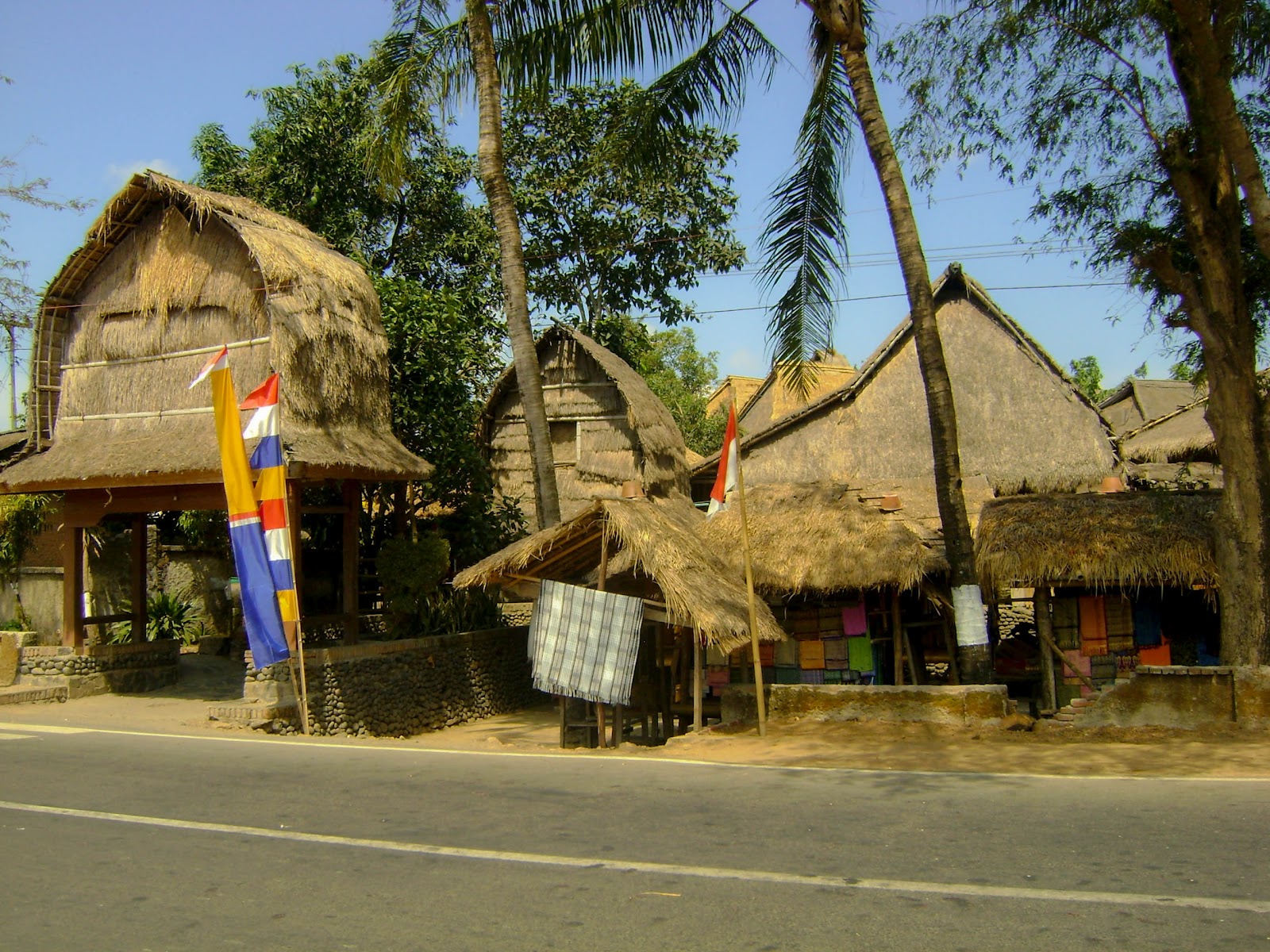Petualangan Fotografi: Desa Sade - Desa Tradisional Sasak