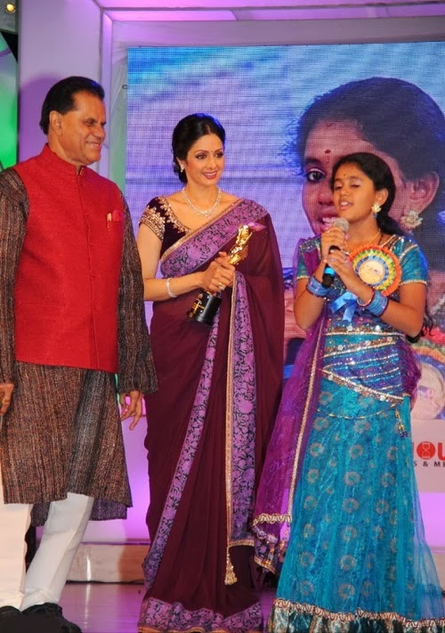 Bollywood Actress Saree Collections: Bollywood Actress Sri Devi Wine ...