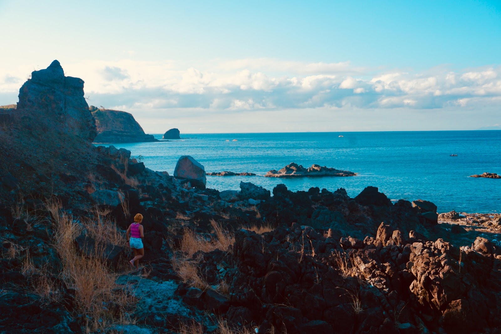 Travel Guide to Five Fingers and Laki Beach, Bataan - From The Highest ...