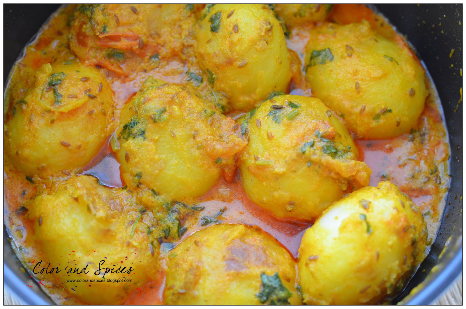 Color and Spices: Alur dum-bong style