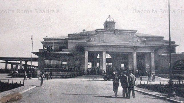 Storia della Roma-Lido - La ferrovia inizia a funzionare