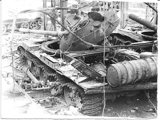 Gur Khan attacks!: Т-64 горят прямо в боксах