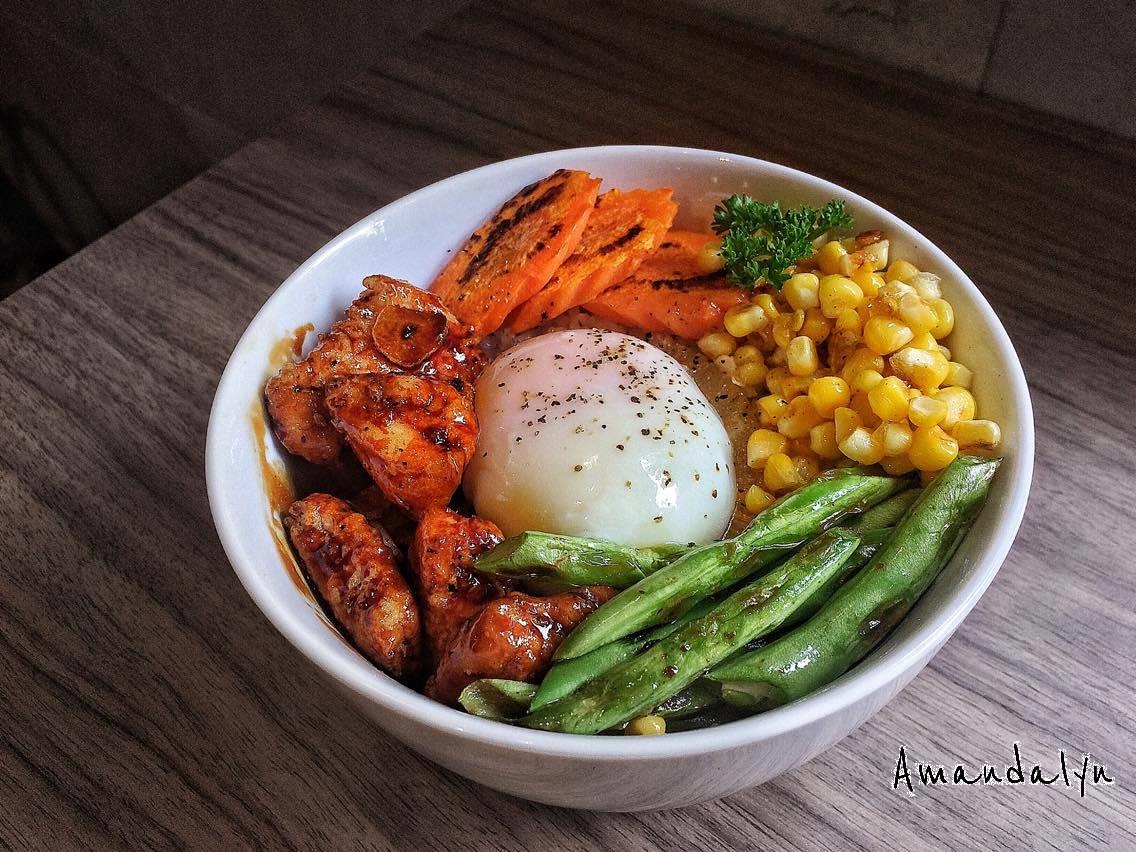 Amandalyn's World: Good Blue Men Cafe @ Section 17 (Happy Mansion ...