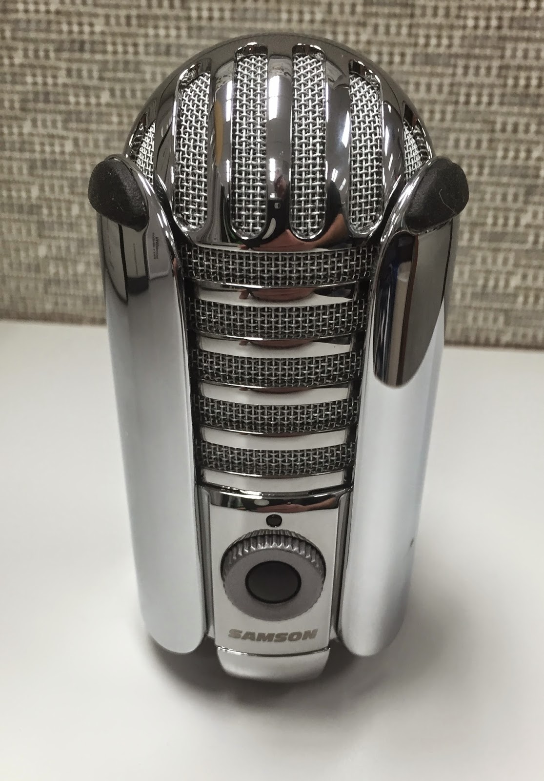 Rex and the Bass: Samson Meteor Mic USB Microphone Review