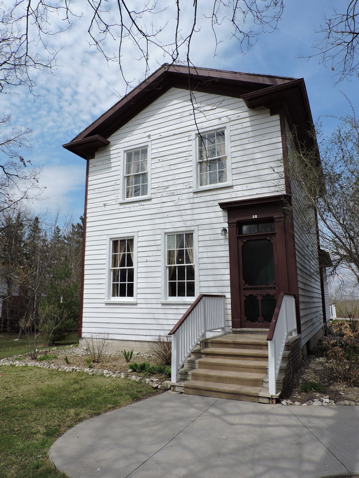 MUSINGS: CALLING ON ALEXANDER GRAHAM BELL: WHEN A HOME BECOMES A ...