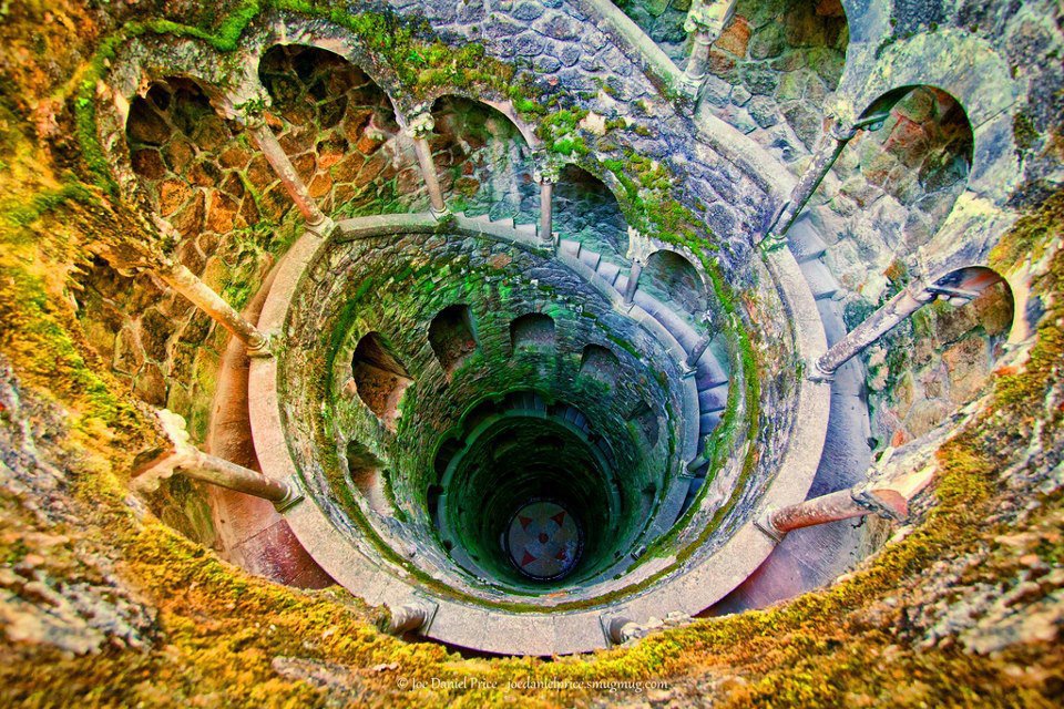 The Iniciatic Well, Sintra – Portugal | Corner Of The World