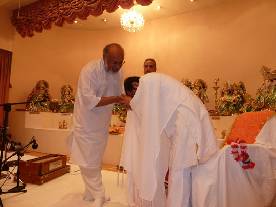 Lokenath Divine Life Mission Projects: Baba Travels to Bageshwar, and ...